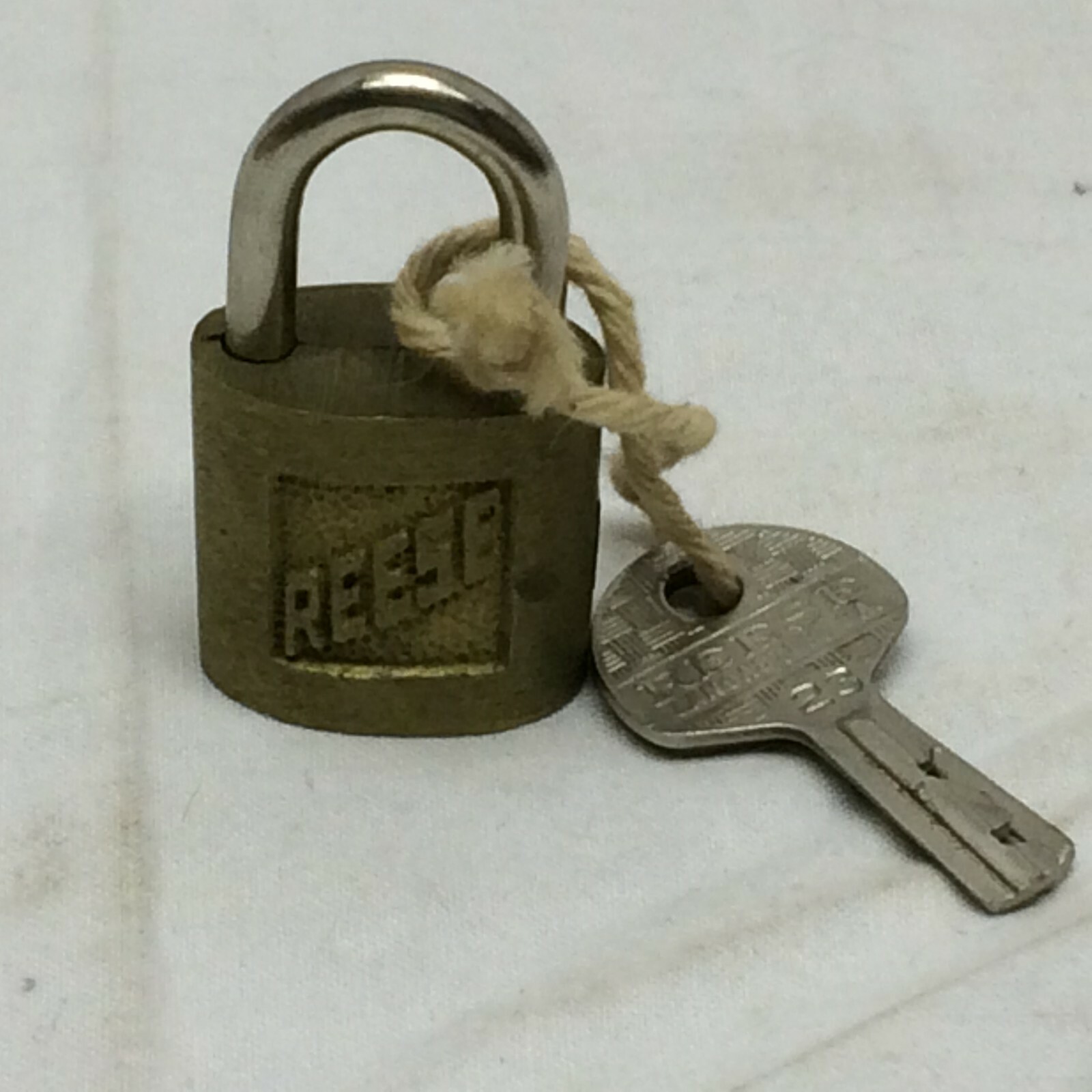 Vintage Reese Lock and 2 Keys Travel Lock | eBay