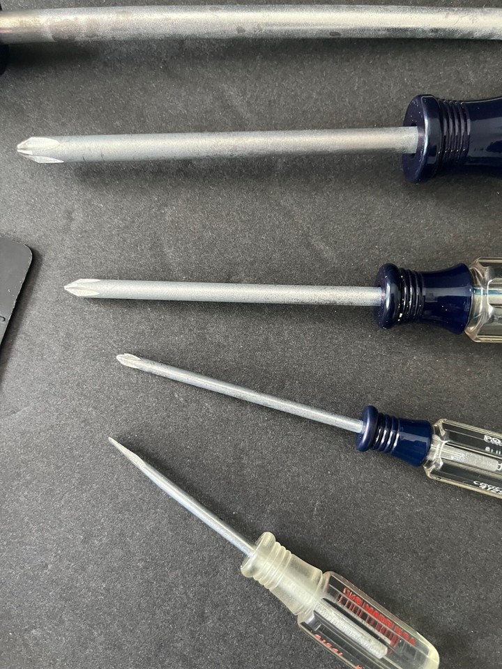 CRAFTSMAN 6 PC 4-PHILLIPS P0, P1, P2, P3, 1 SCRATCH AWL 412028, & 1 ...