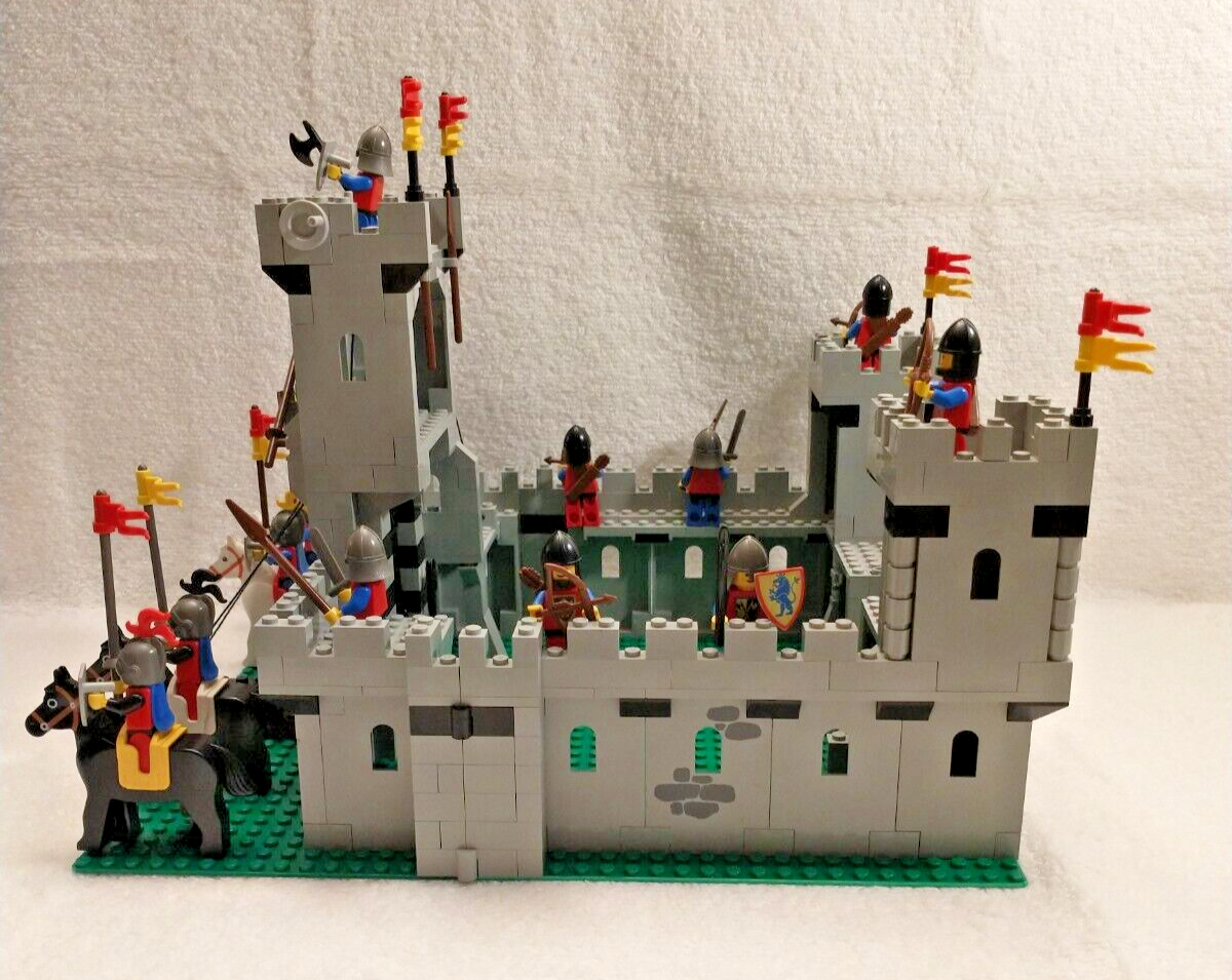 Lego Vintage Castle Set Number 6080, King’s Castle, Produced in 1984 | eBay