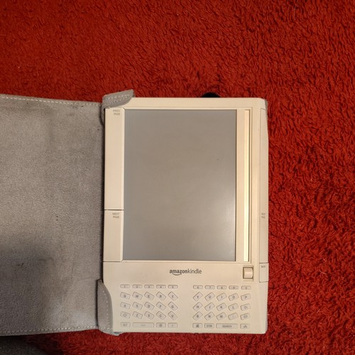 Amazon Kindle First Generation WHITE Model D00111 Vintage Ebook | eBay