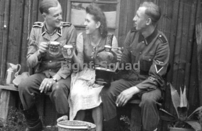 WW2 Picture Photo German Soldiers drink with a French girl 3913 | eBay