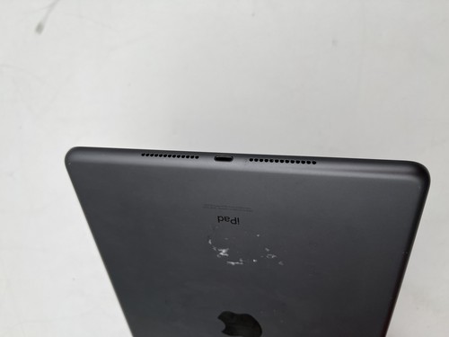 A2270 Apple iPad 8th Gen MYL92LL/A 32GB Space Gray Wi-Fi *SEE DESC ...