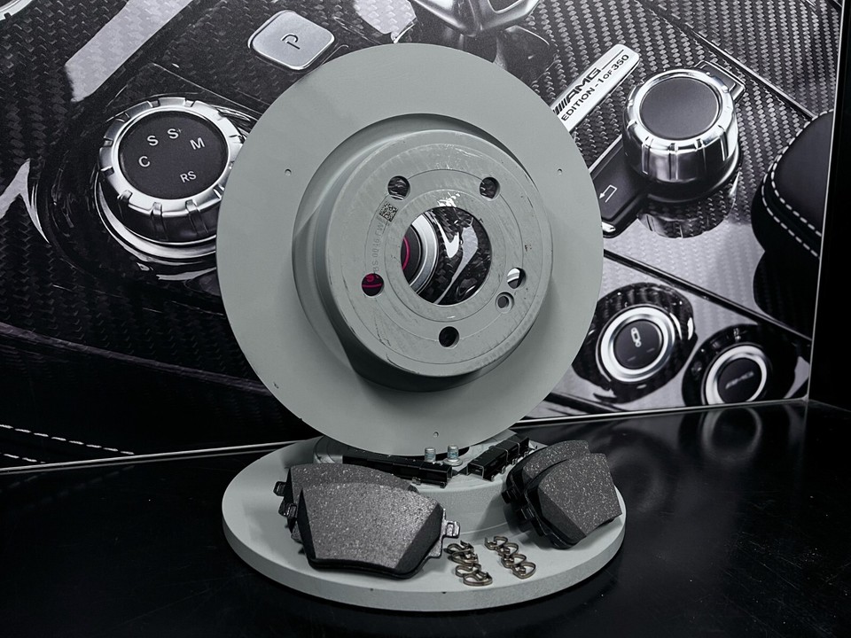 NEW Genuine Mercedes-Benz W177 A-Class Rear Brake Pads and Discs Kit ...