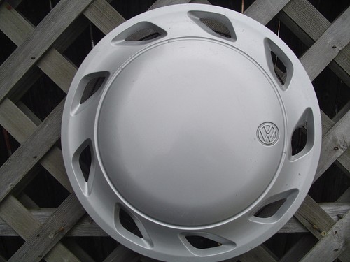 1991 1992 1993 VOLKSWAGEN V W FOX RABBIT HUBCAP WHEEL COVER CENTER CAP ...