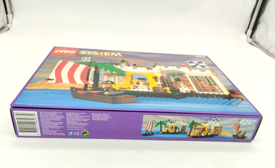Lego Pirate Lagoon Lockup 1991 Lego Toys Vintage Pirates Display At