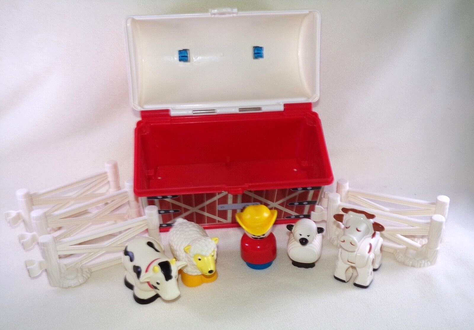 Fisher Price Play Family Farm Lunch Box Carrying Case Little People ...