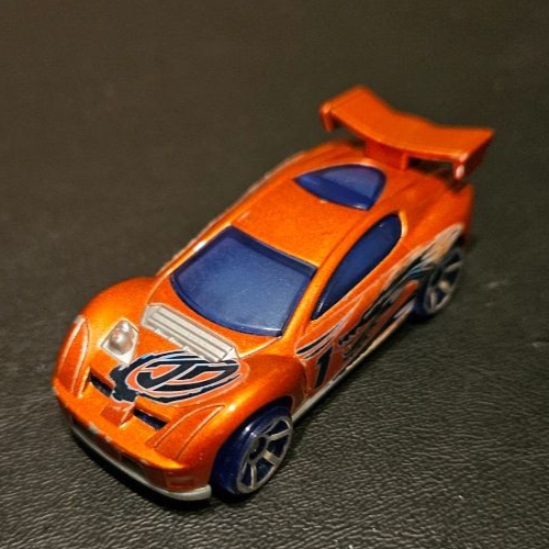 Hot Wheels Acceleracers Synkro Hollowback 2005 | eBay