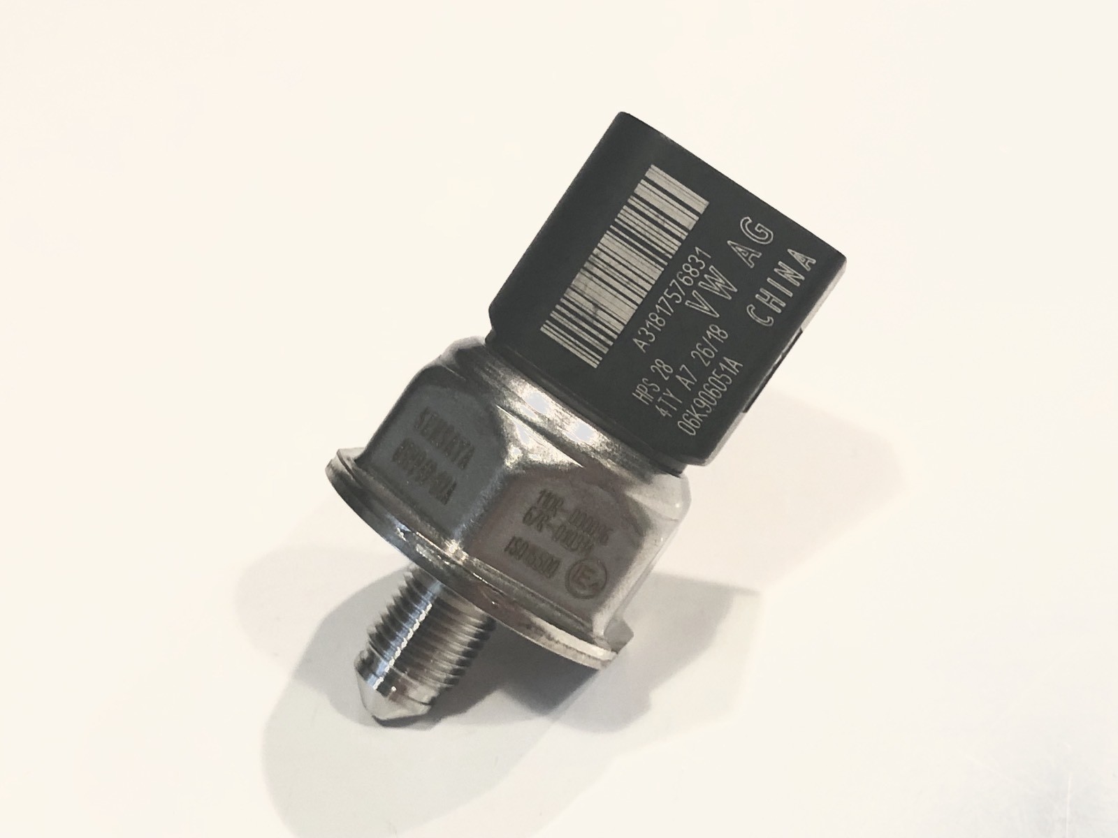 New Gen OEM Audi A3 S3 Q3 VW Beetle Jetta Fuel Rail Pressure Sensor ...