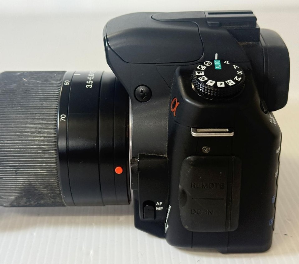 Sony Alpha 200 Mirrorless Camera with 18-70mm Lens F3.5-5.6 Used ...