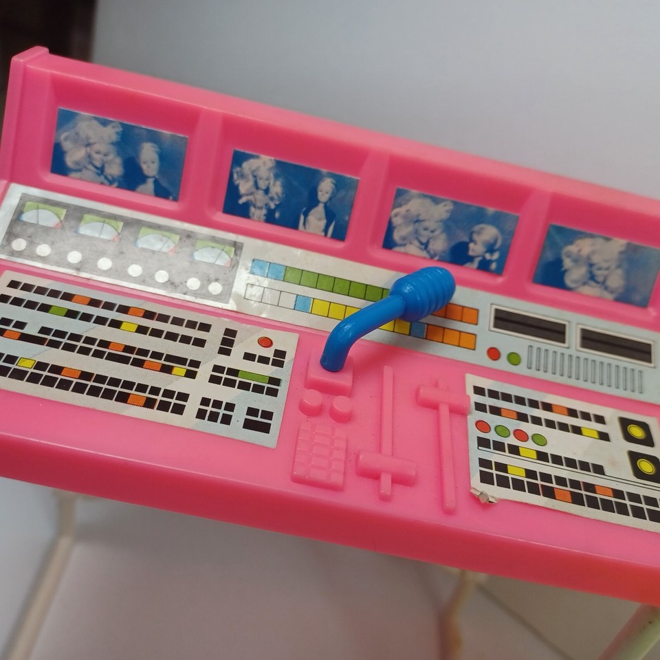 1986 Barbie Rockers Doll RECORDING STUDIO Playset Keyboard Mixer ...