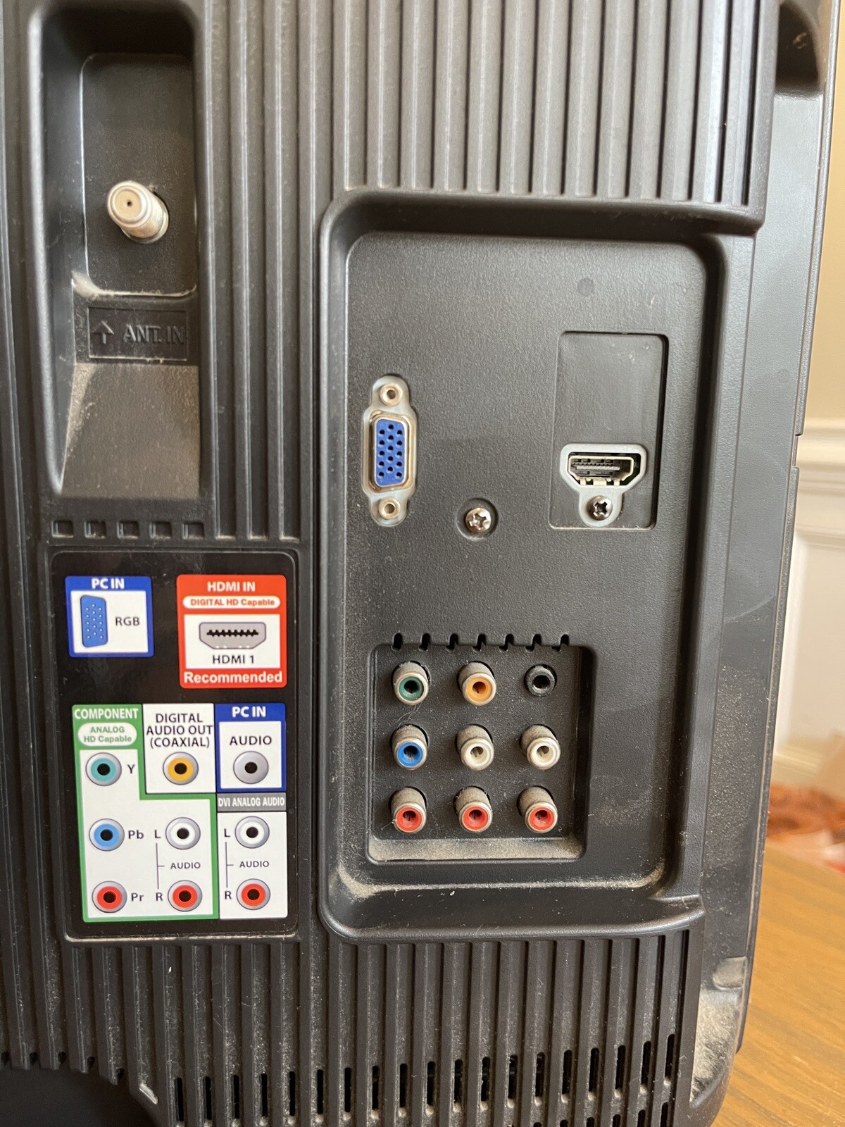 Sylvania LC220SL1 22" 720p HD LCD Television | eBay