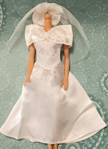 Vintage 1980's Barbie Totsy/Flair/Sandi/Shillman Wedding Dress and Veil ...