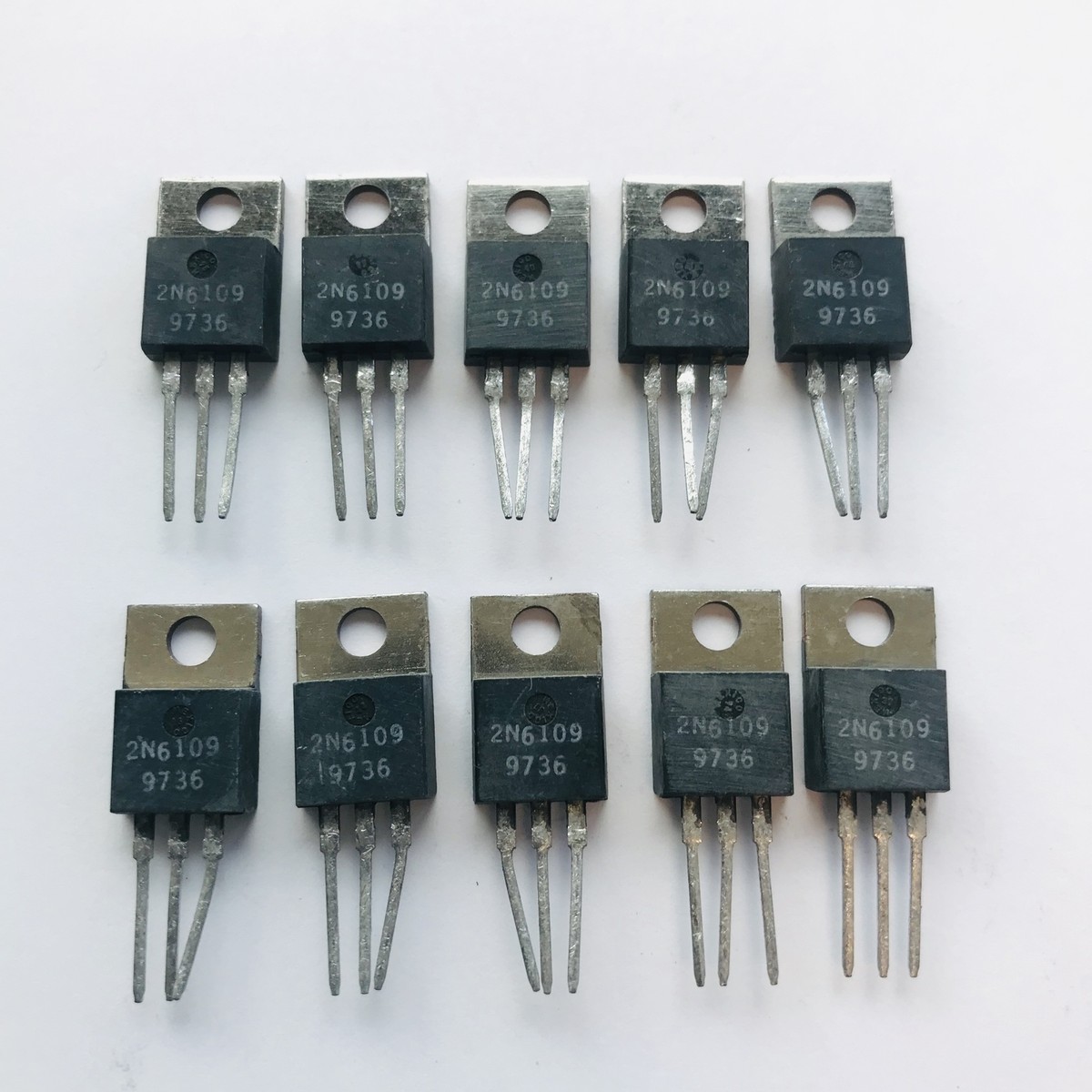 Transistor Polarity Identification Transistor BF494 (NPN) | Shopee