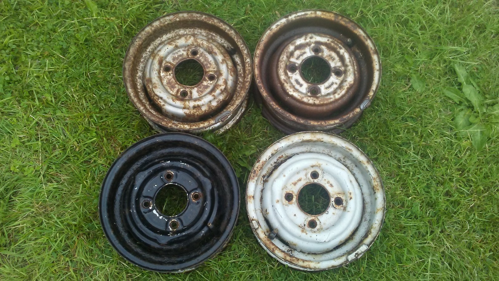 CLASSIC MINI 10 inch ROAD WHEELS.. FOR RESTORATION .. L@@K.. | eBay UK