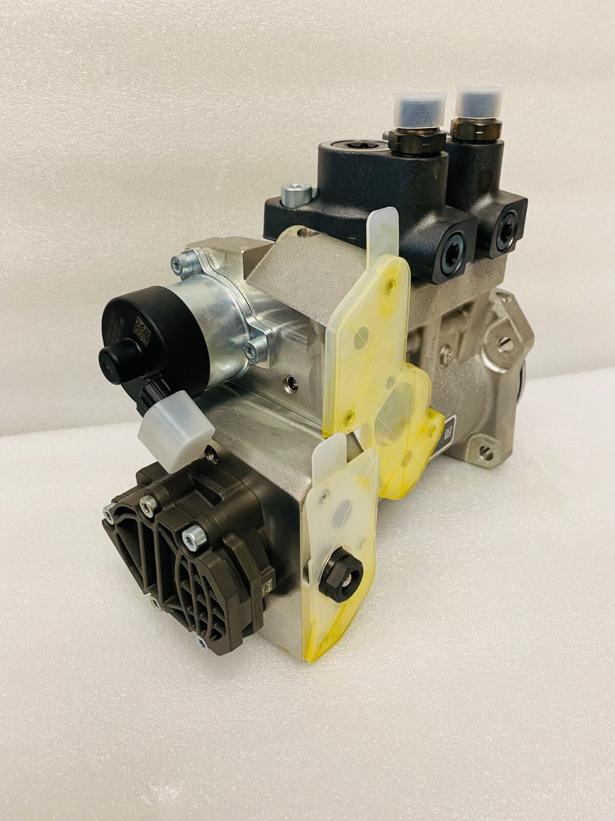 Detroit DD13 Fuel Injection Pump | A4700902150 | Genuine OEM | High ...