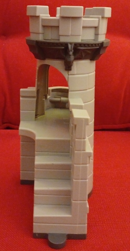 Lakeshore Royal Kingdom Adventure Dragon, Castle Gate & Two Towers ...