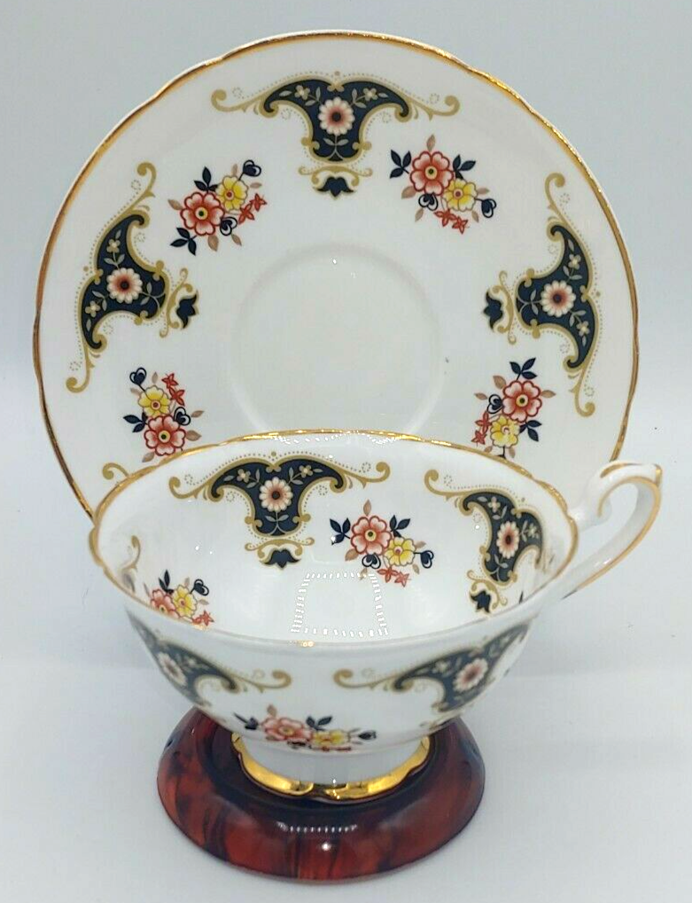 Royal Stafford Bone China Balmoral Tea Cup & Saucer Unique Inside Out ...