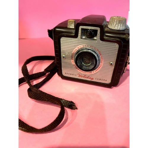 Vintage Kodak Brownie Holiday Flash Camera With Kodet Lens Untested ...