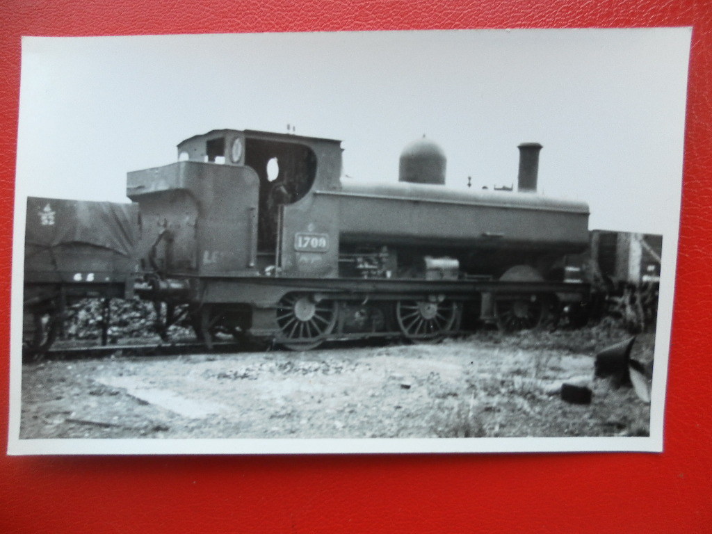 PHOTO GWR CLASS 17XX LOCO NO 1709 AT SWINDON | eBay UK