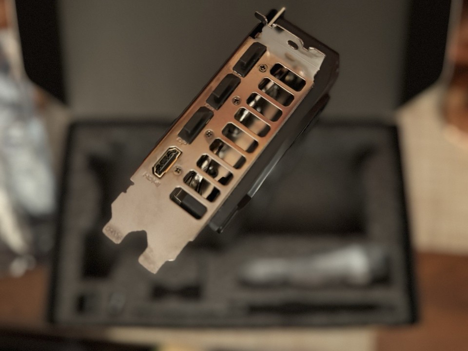 Gigabyte GeForce RTX 5070 Ti WINDFORCE OC SFF 16G GPU Open Box ...