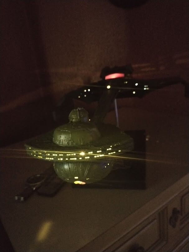 STAR TREK enterprise 1 Klingon battle cruiser prop*Lights and Remote 1/ ...