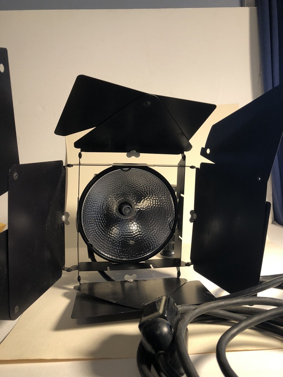 Lowel Dp Light Review | Shelly Lighting