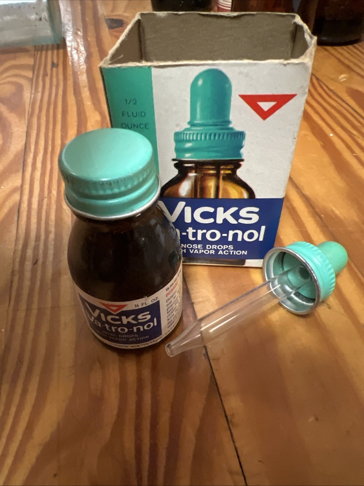 Vintage VICKS Va•Tro•Nol Brown Bottle Nose Drops Dropper Full With Box ...