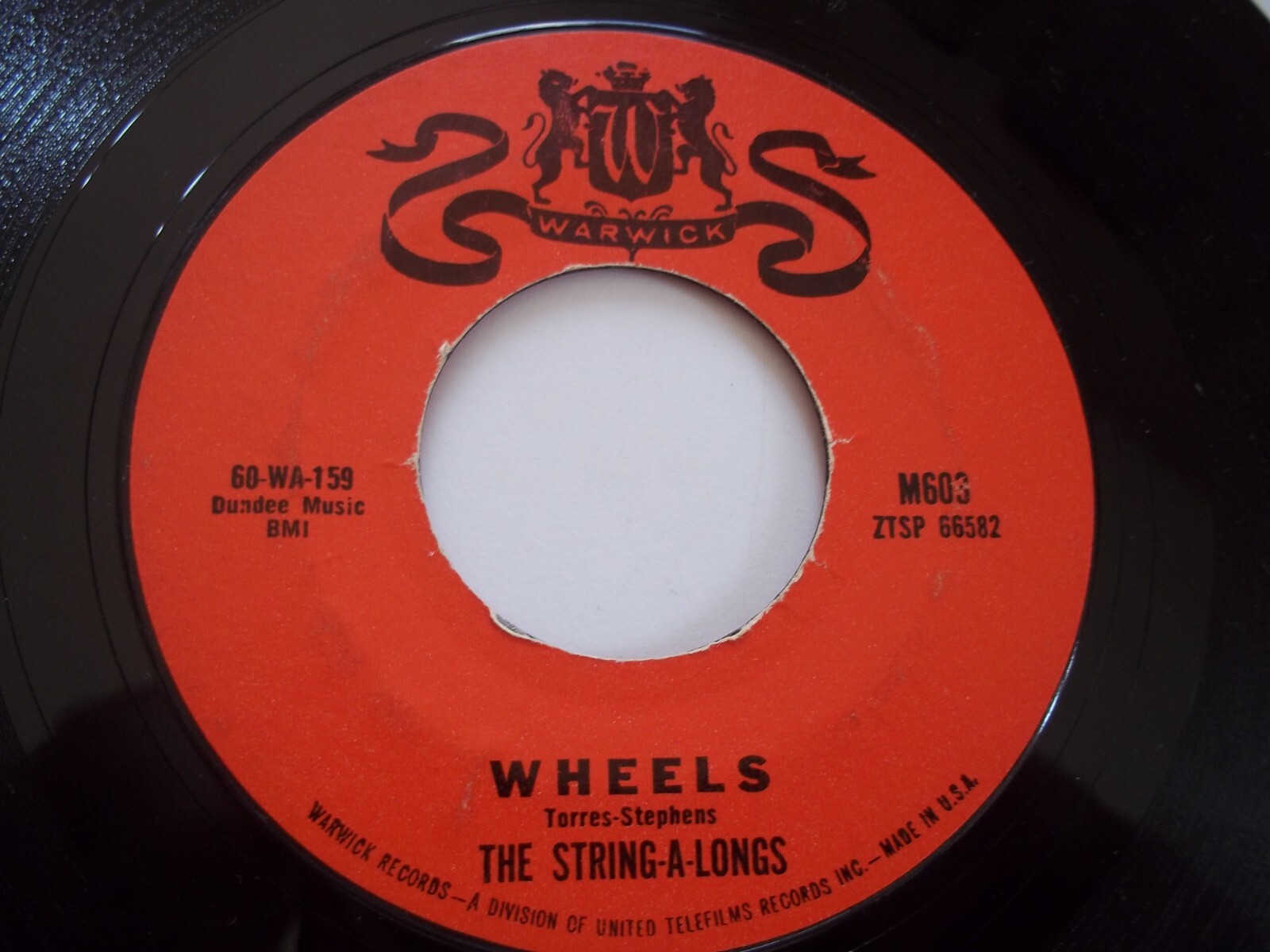 45 RPM 7" Record THE STRING-A-LONGS Am I Asking Too Much? / Wheels ...