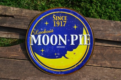 Lookout Moon Pie Tin Metal Sign - MoonPie - Since 1917 - Snack Cake ...