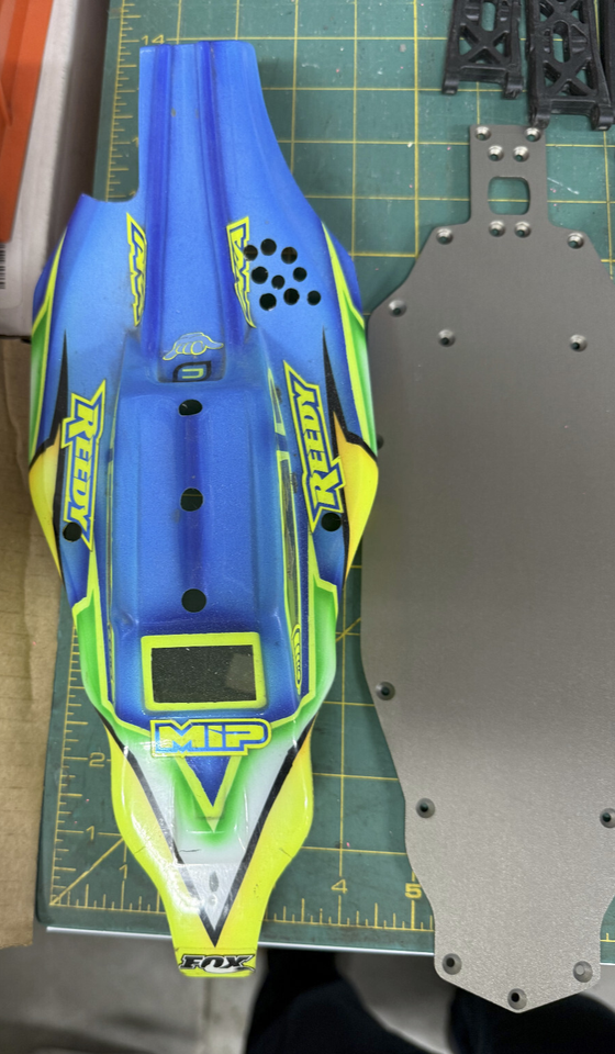 RC10 B5M Parts lot with painted body Team associated used | eBay