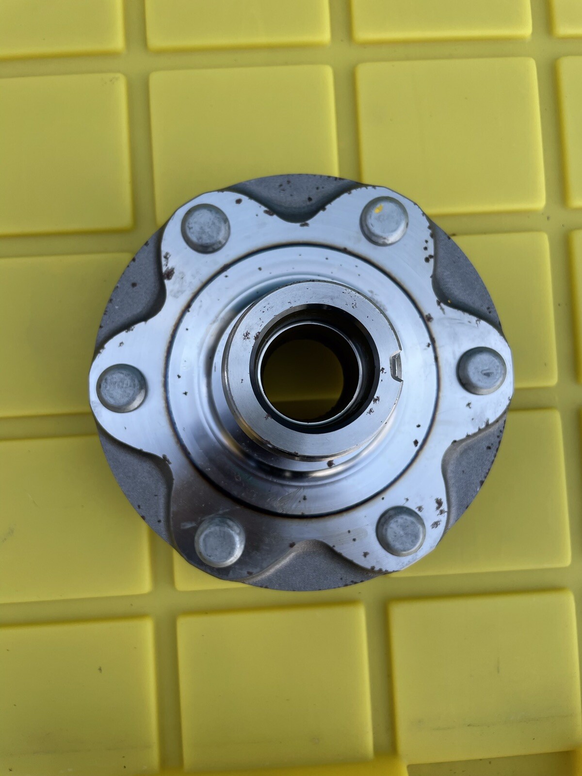 Genuine Toyota Hub Sub Assembly Front Axle 43502-04140. NEW | eBay