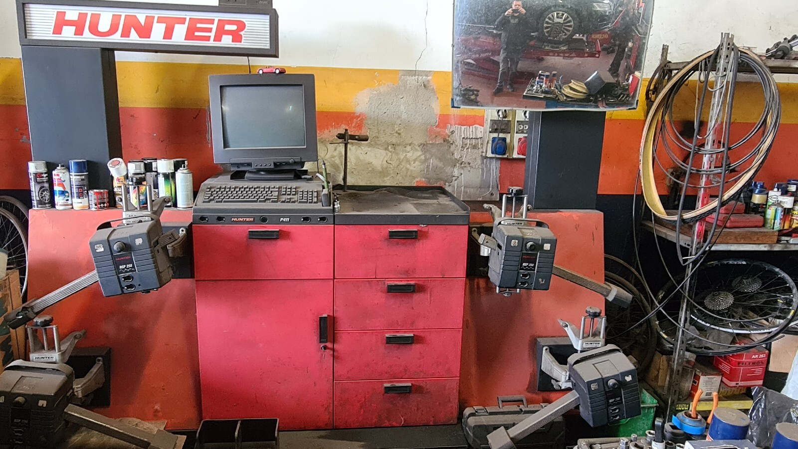 ASSETTO CONVERGENZA HUNTER RUOTE AUTO PER GOMMISTI MODELLO P411 | eBay