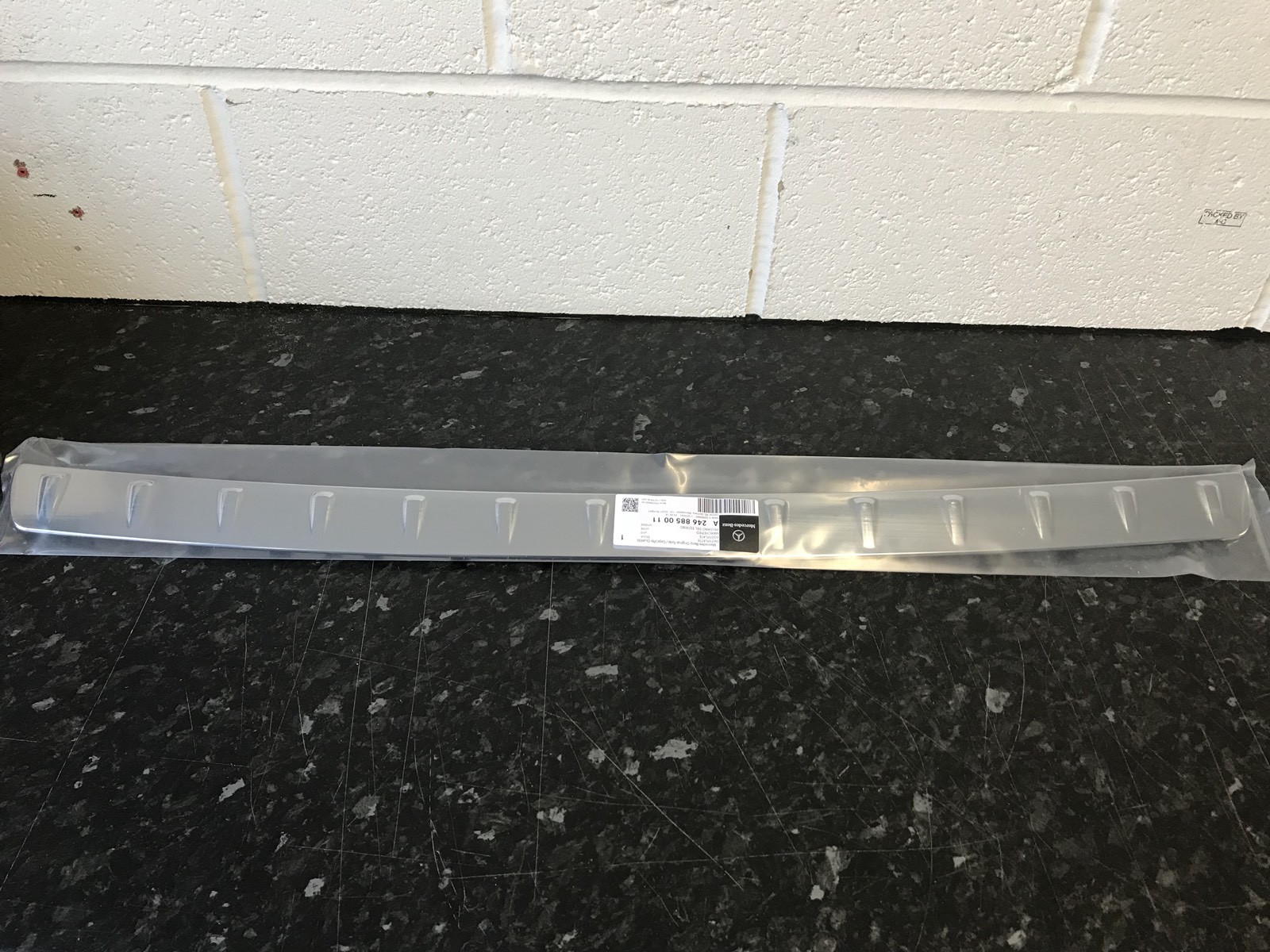 NEW Genuine Mercedes-Benz W246 B-Class Rear Bumper Silver Load Plate ...