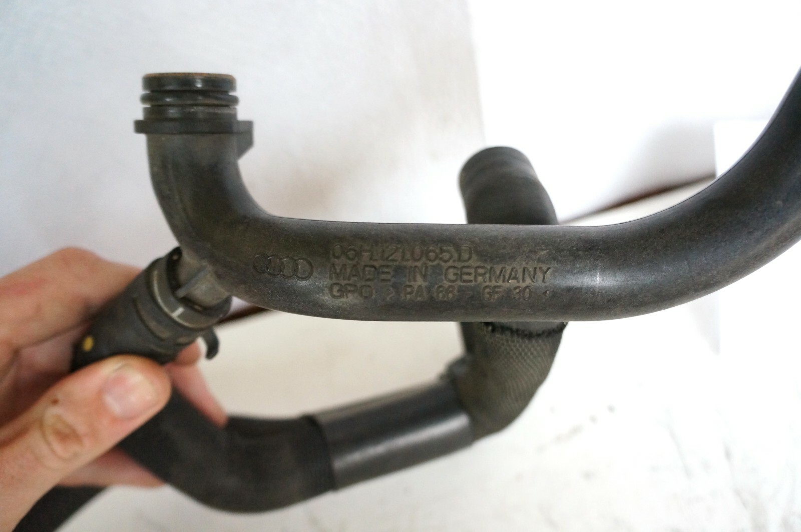 AUDI OEM 2.0L-L4 Water Cooling-Connector Tube Assembly 06H121065D | eBay