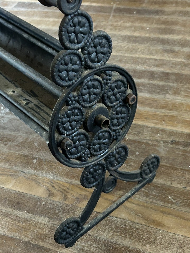 Antique/Vintage Cast Iron Newspaper Log Roller Fireplace Tool Wood ...