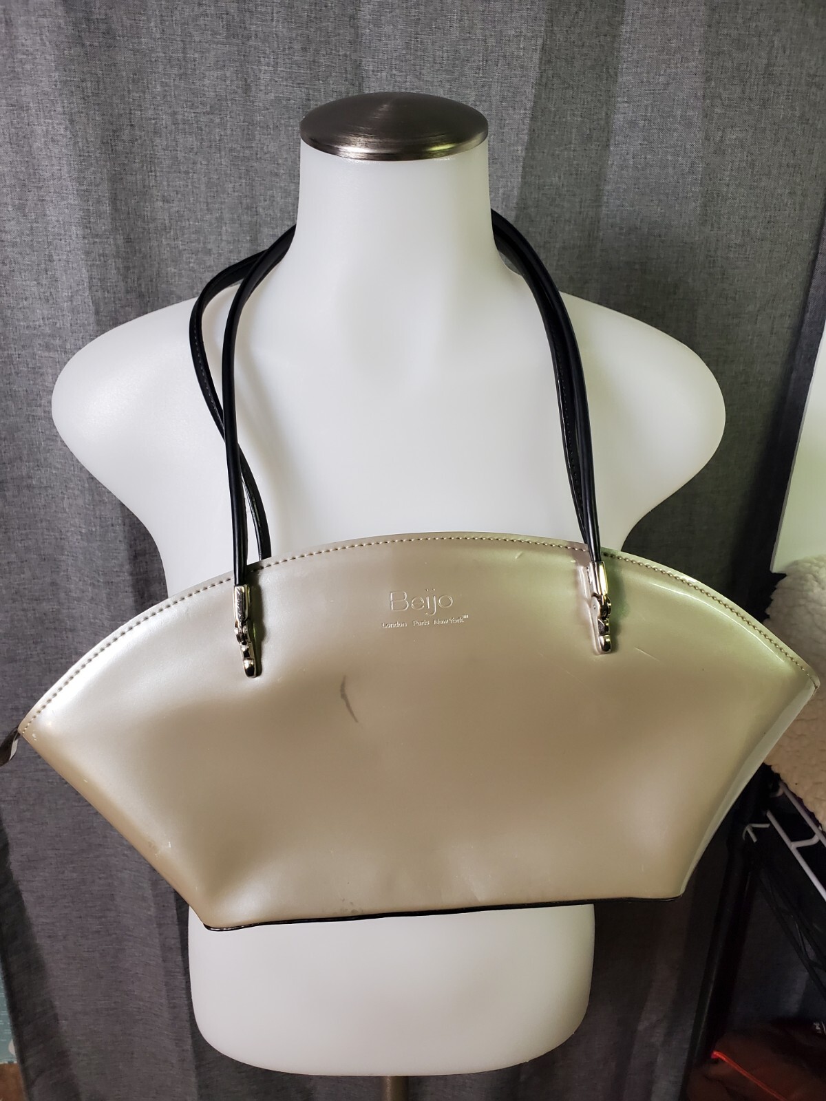 OVER THE MOON BEIGO PURSE GREIGE COLOR | GUC | eBay