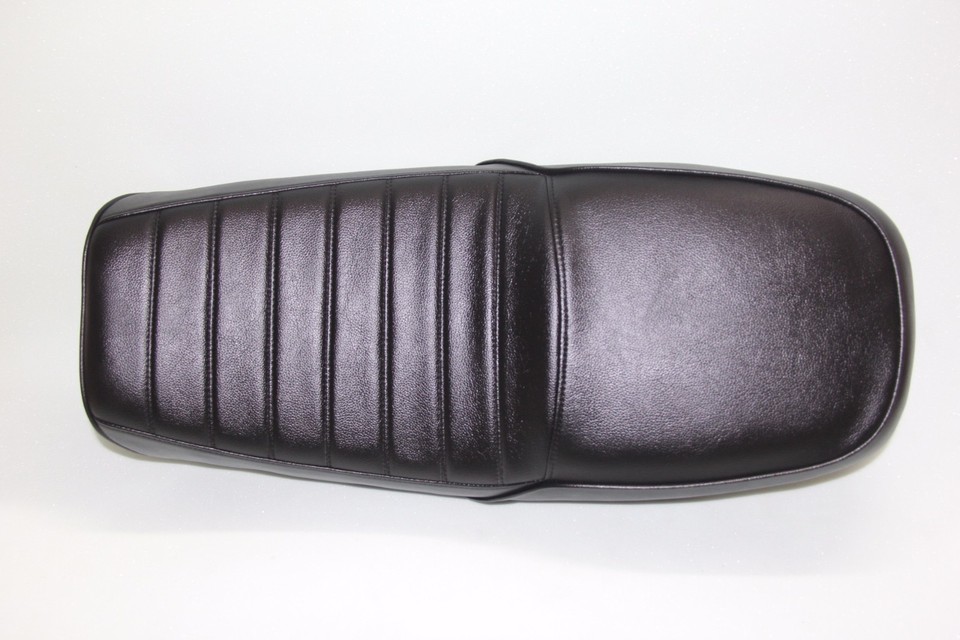 Texavina seat 1976 1977 Yamaha RD400 low profile dual passenger seat ...