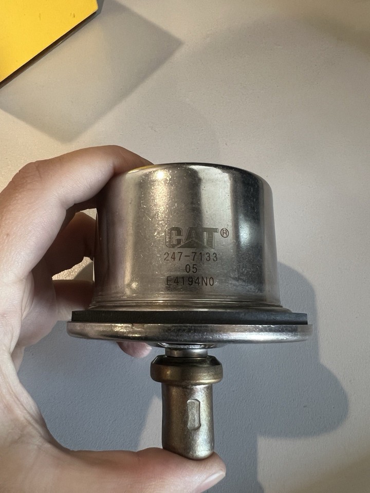OEM CAT THERMOSTAT 2477133 (NEW- OLD STOCK) | eBay