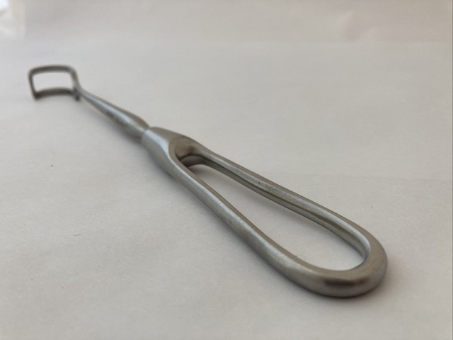 V. Mueller SU3760 Green Goiter Retractor C5 for sale online | eBay