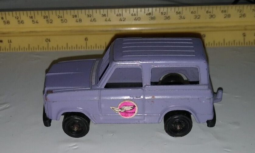 Tootsietoy Chevy Blazer w/Thrush Woody Wood Pecker Bird Thrush decals ...