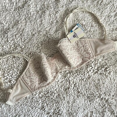 b.tempt'd By Wacoal Cream And White Lace Balconette Bra Sz 30DDD ...