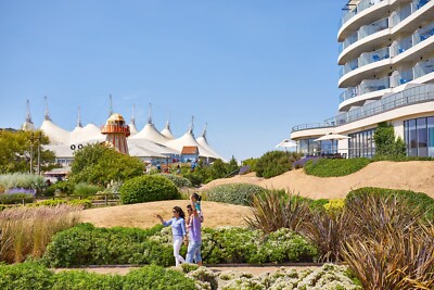 Day pass for 2 adults and 2 children Butlins | Grelly UK