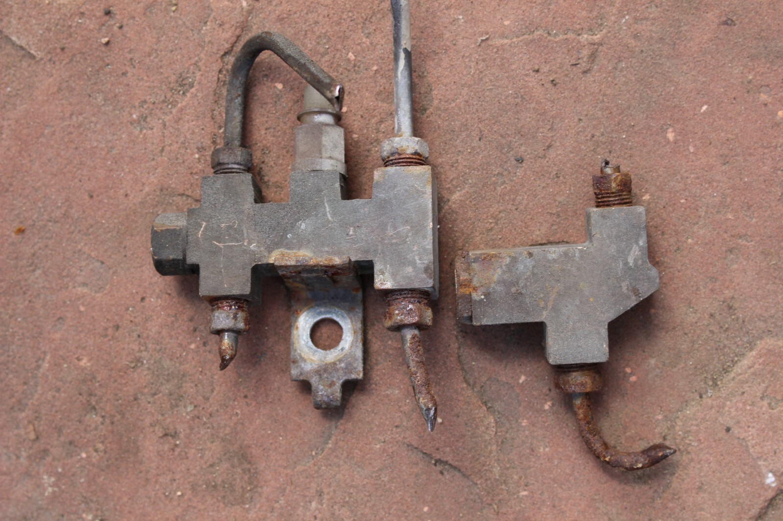 1967-1969 Lincoln Brake Proportioning and Metering Valve Set | Vintage Part