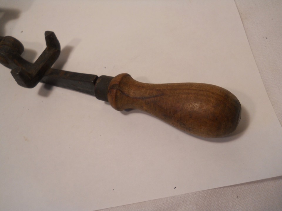 Vintage Shotgun Shell Reloader Tool | eBay