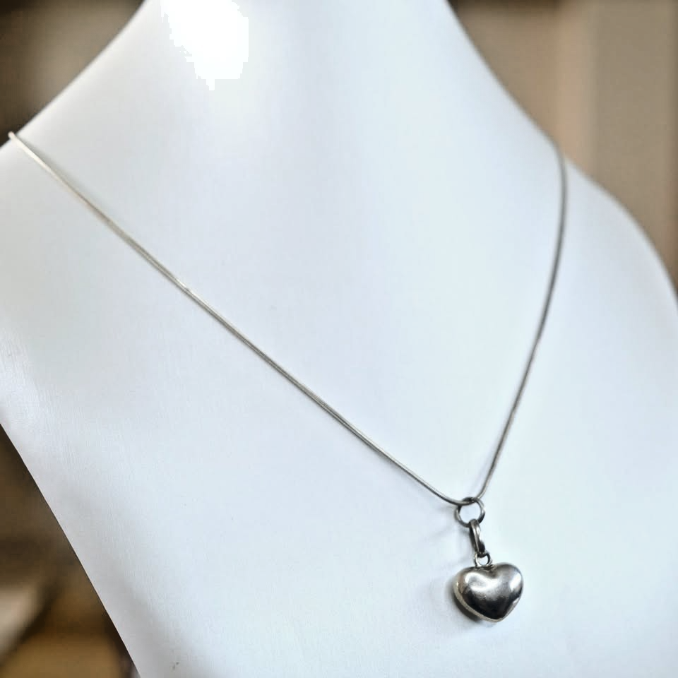 Silver Links of London Heart Pendant 925 18in Snake Chain | eBay