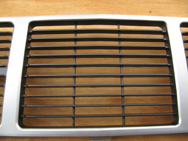 Chevy GMC Blazer Suburban Jimmy V3500 R1500 R10 V10 V20 1985-87 Grille ...