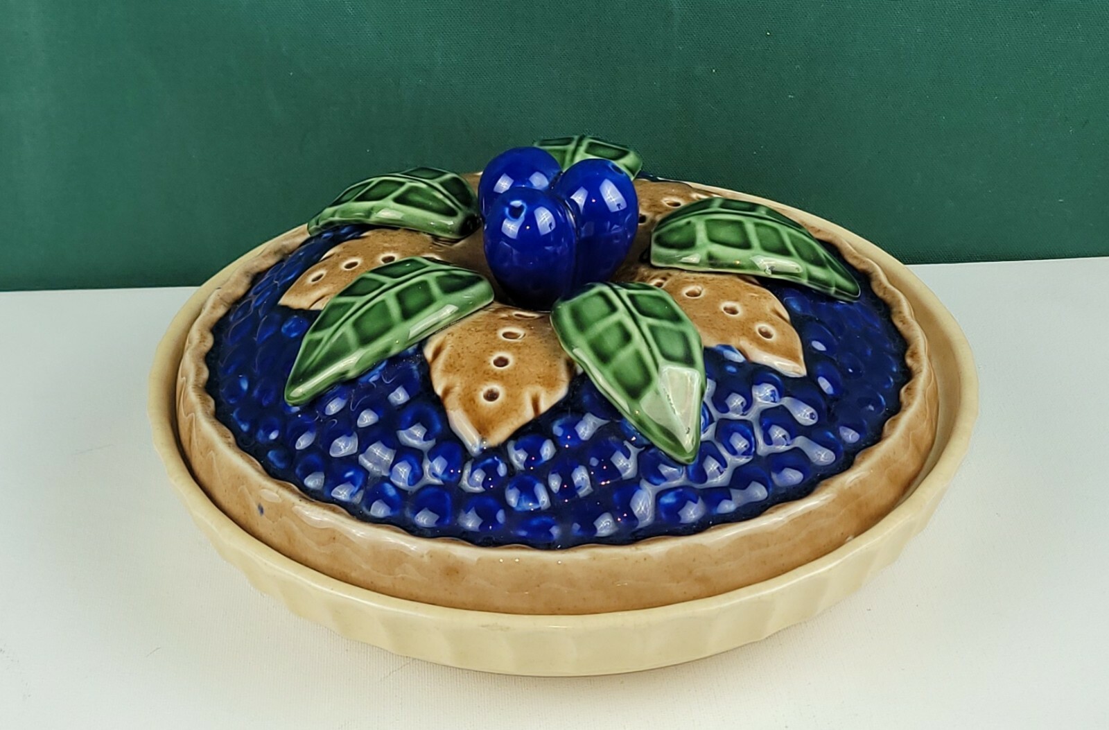 Ceramic Blueberry Pie Plate With Cover - 11" Diameter- Blueberry Motif ...
