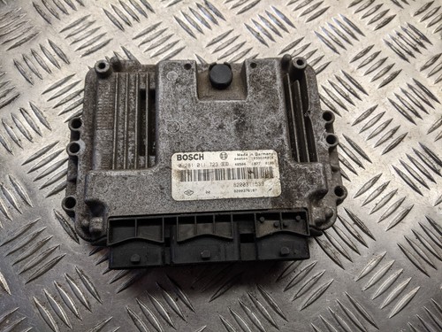 B536 Renault Moteur Unité Contrôle ECU 0281011723 8200311539 | eBay