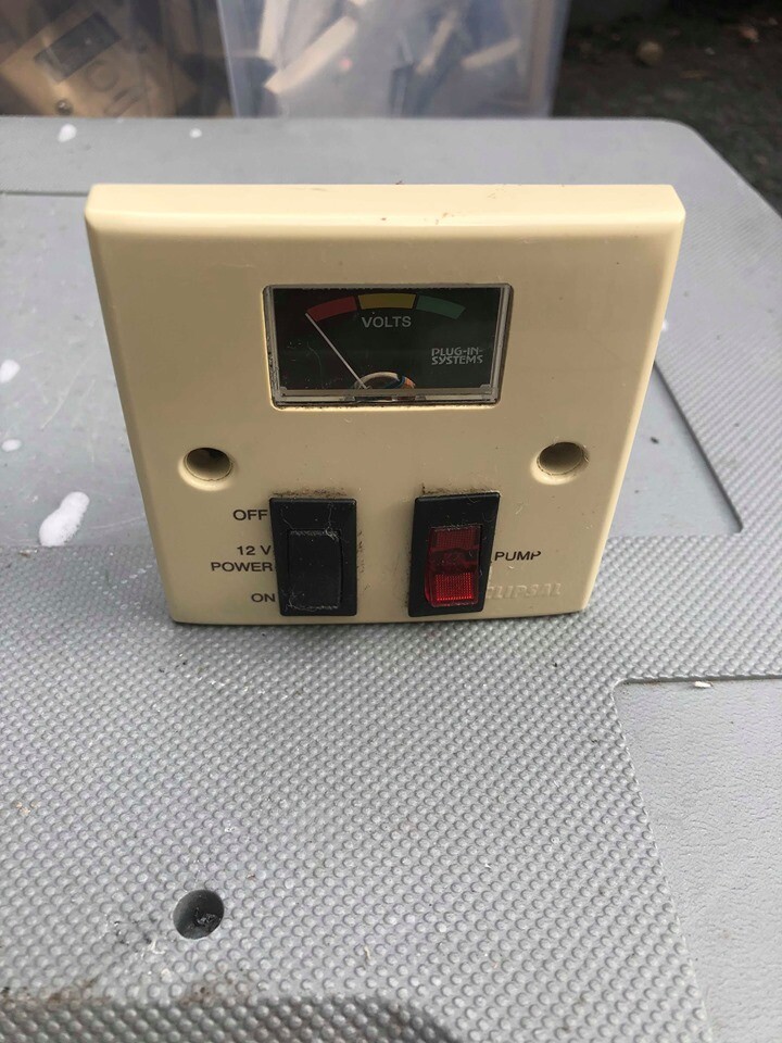 CARAVAN/MOTORHOME 12v DISTRIBUTION PANEL | eBay UK
