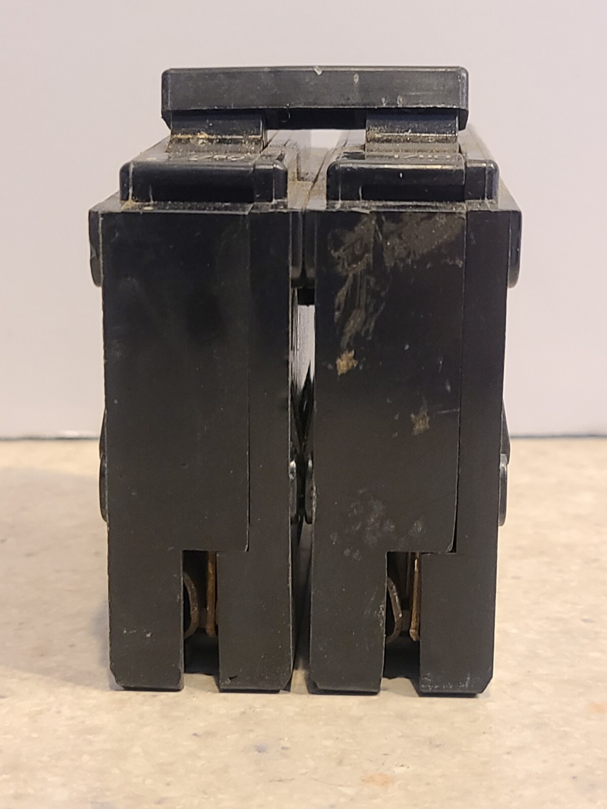 Cutler Hammer Circuit Breaker Type BR240 / C240 120/240 2 Pole, 40 Amp ...
